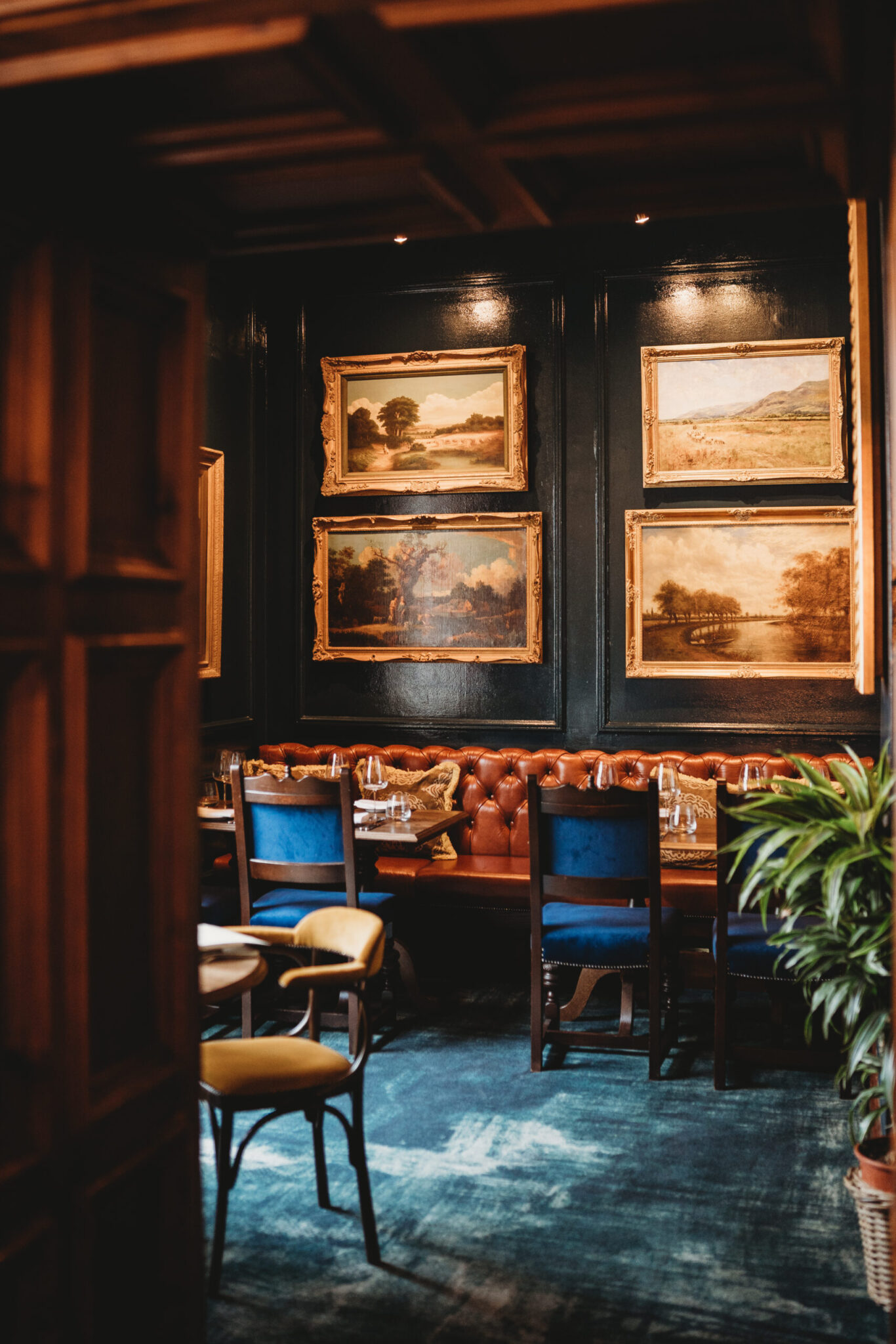 London’s most luxurious pub on a budget: The Last Judgement - Flavourmag